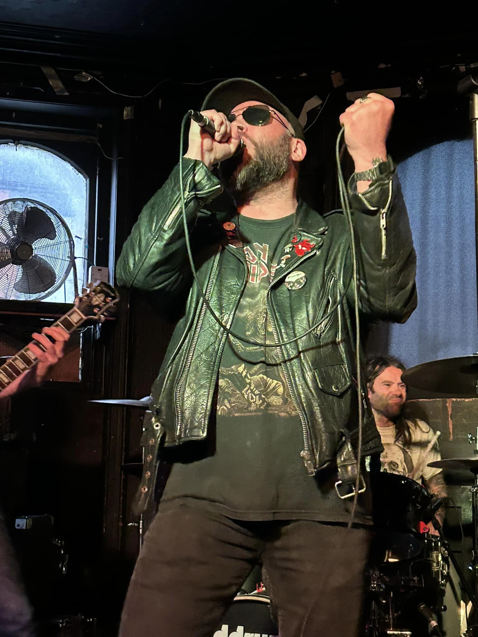 LIVE REVIEW: RIOT CITY, SEVEN SISTERS & HEAVY SENTENCE – STAR & GARTER ...